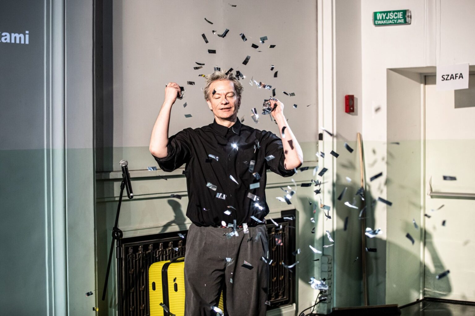 Teatr – Miesięcznik „Teatr” to przewodnik po współczesnym teatrze w ...